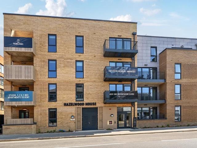 Lowfield Street Dartford DA1 2 bed flat to rent £2,110 pcm £487 pw