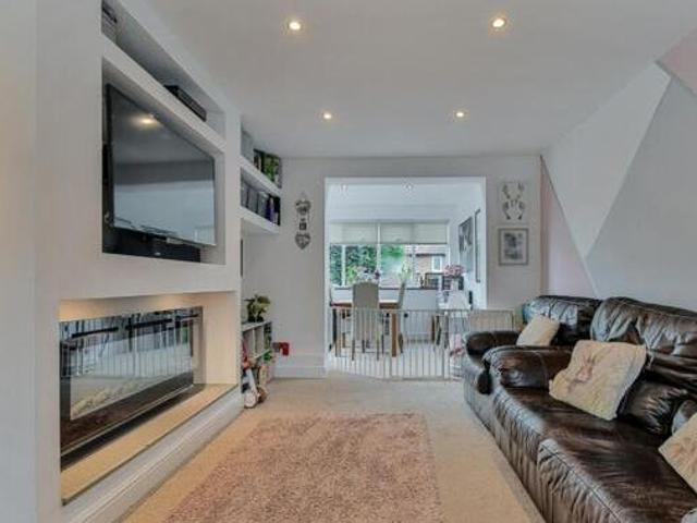 Lowfields Drive, Acomb, 2 Bedroom Semi detached