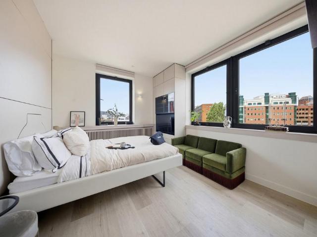 Lowlands Road, Harrow HA1 Studio to rent £1,334 pcm £308 pw