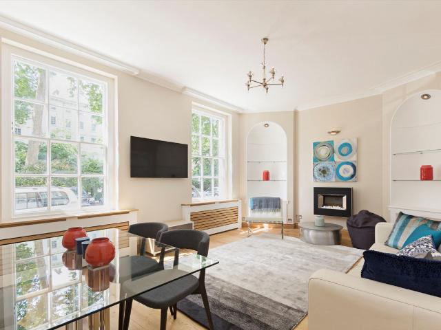 Lowndes Square, London SW1X, 1 bed flat to rent, £4,095 pcm | PrimeLocation