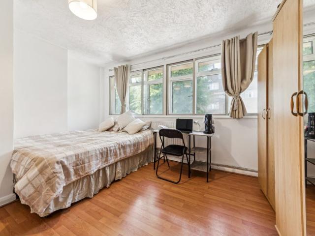 Lowood Street, Shadwell E1 0DW