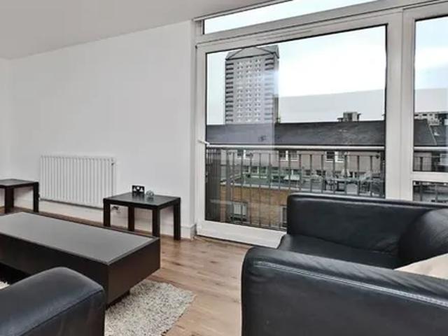 Lowry House, Cassilis Road, Millwall, London, E14 9LL, United Kingdom | 2 bed house for rent #113956544 | Rentberry