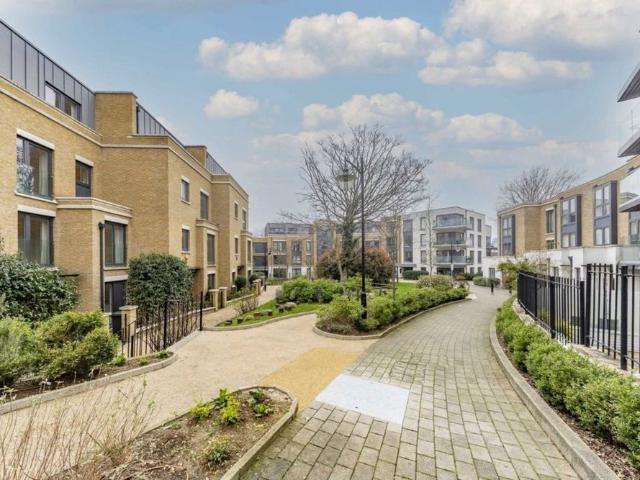 Loxford Gardens, N5, London