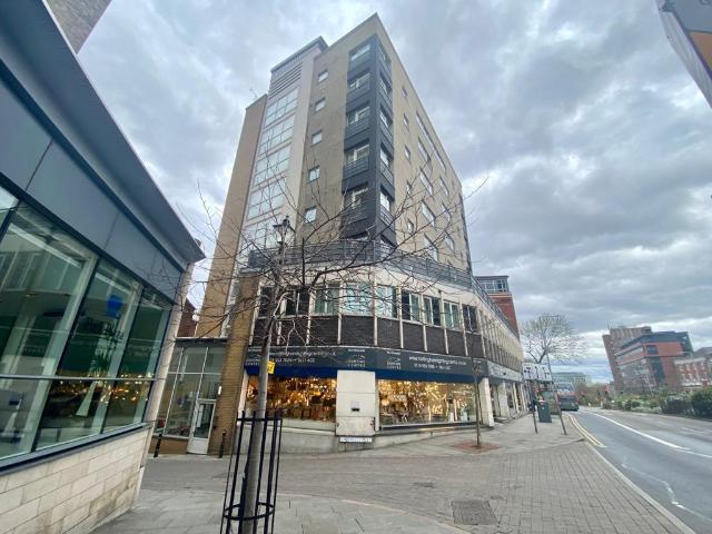Loxley Court, Nottingham, NG1 2 bed apartment to rent £1,050 pcm £242 pw
