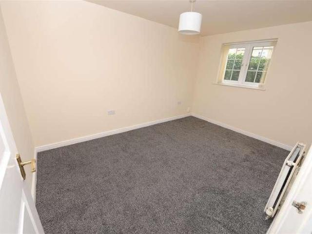 Loxley Close, Eccleshill, Bradford, BD2