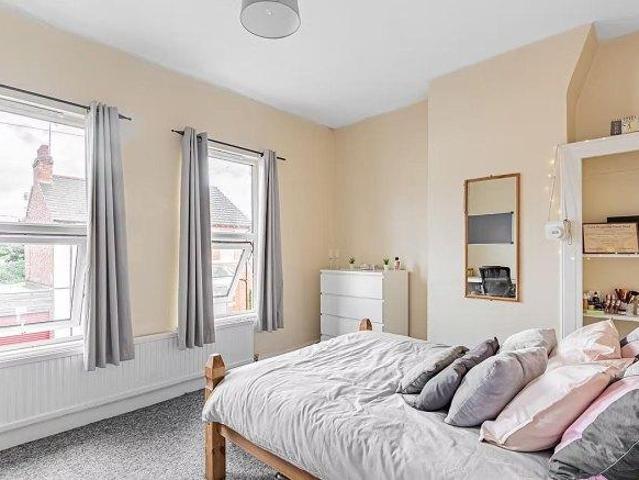 Loyd Road 4 bed house share to rent £2,120 pcm £489 pw