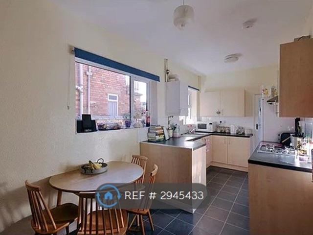 Loyd Road, Northampton NN1, Room to rent, £520 pcm | PrimeLocation