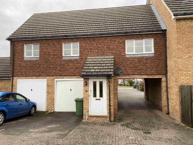 Lloyd Drive, Kemsley, Sittingbourne. 2 bed flat to rent £1,175 pcm £271 pw