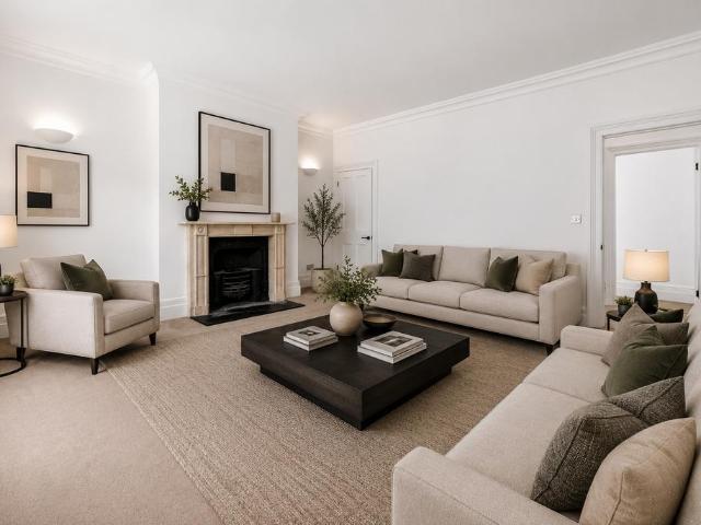Lloyd Square, Islington, London, WC1X 2 bed apartment to rent £4,300 pcm £992 pw
