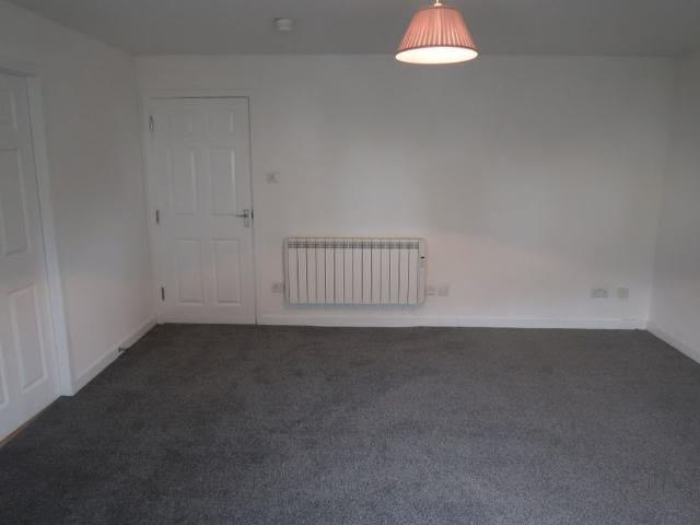 Lloyd Street, Rutherglen | £975 Monthly