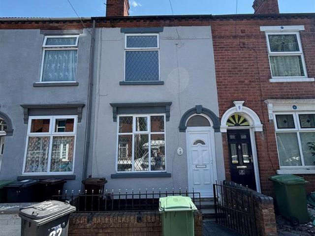 Lloyd Street, Wolverhampton 3 bed terraced house to rent £1,095 pcm £253 pw