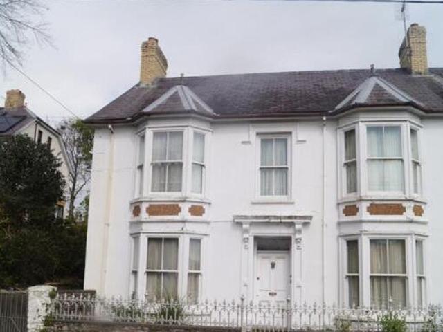 Lloyds Terrace, Newcastle Emlyn, 6 Bedroom Town