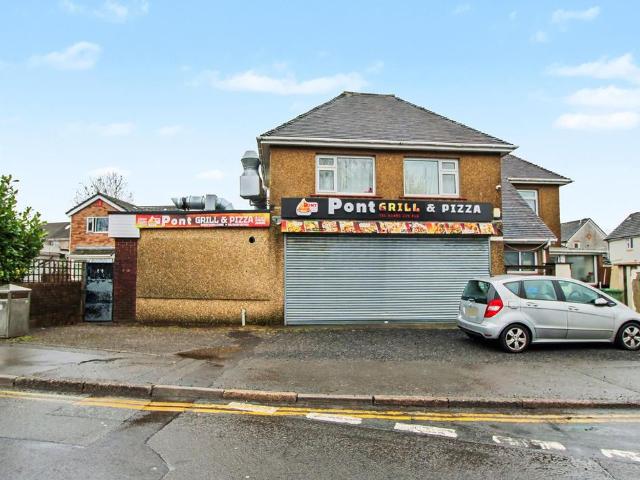 Llanarth Road, Pontllanfraith, Blackwood NP12, Property to rent, £1,000 pcm | PrimeLocation