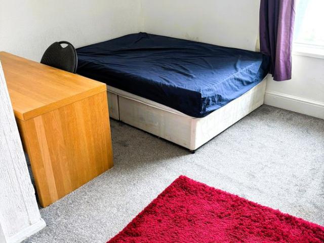 Llanbleddian Gardens, Cardiff CF24, Room to rent, £575 pcm | PrimeLocation