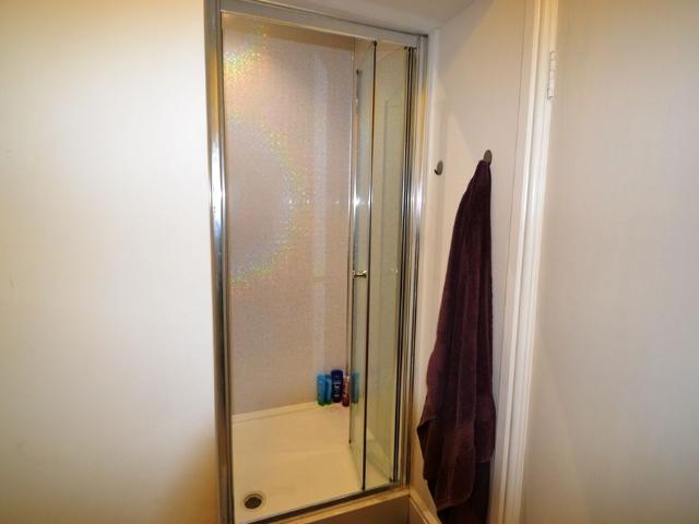 Llanbleddian Gardens, Cathays