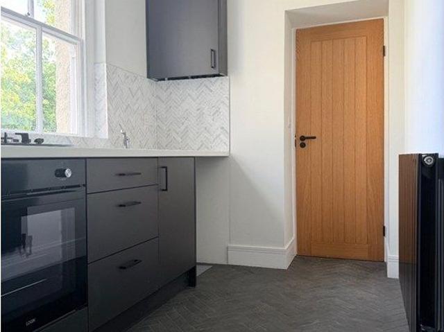 Llandaff, Cardiff CF5, 2 bed flat to rent, £1,495 pcm | PrimeLocation