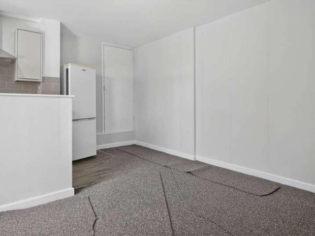 Llandaff Road, Cardiff, CF11