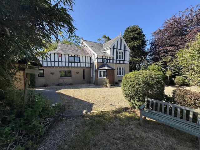 Llanddarog, Carmarthen, Carmarthenshire SA32, 3 bed property to rent, £1,300 pcm | PrimeLocation