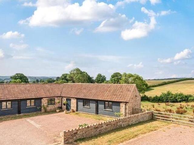 Llandenny, 3 Bedroom Barn