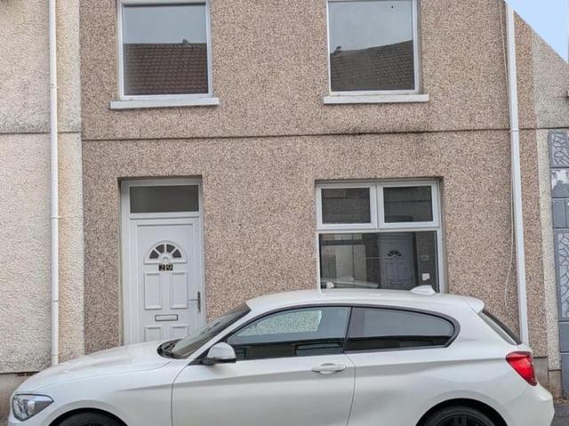Llanelli, Stafford Street SA15, 3 bed terraced house to rent, £795 pcm | PrimeLocation