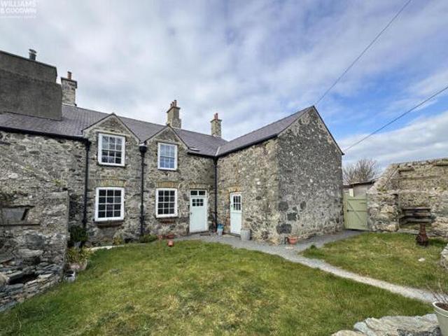 Llanfairynghornwy, Anglesey, 3 Bedroom Country