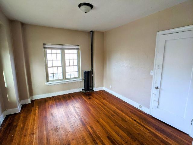Llanhurst Apartments 2 Bedroom Apartment for Rent at 3541 N Meridian St, Indianapolis, IN 46208 Mapleton Fall Creek