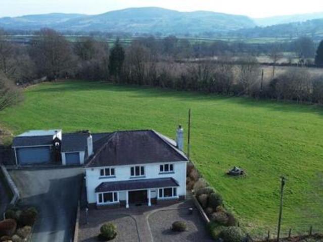 Llanio Road, Tregaron, 4 Bedroom Detached