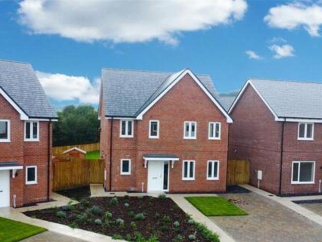 Llanidloes Road, Maes Dulais, Newtown, 4 Bedroom Detached