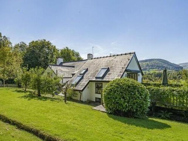 Llansantffraed, Brecon, 5 Bedroom Cottage