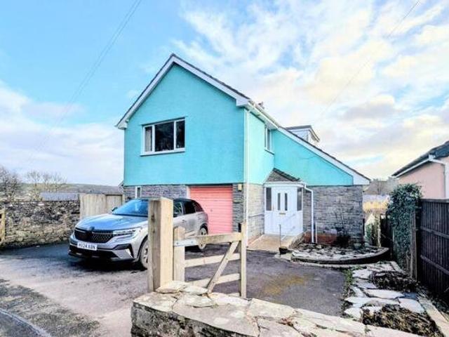 Llansteffan, Carmarthen, 3 Bedroom Detached