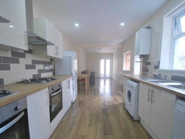 Llantrisant Street, Cathays, 8 Bedroom House