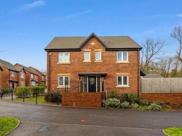 Llantwit Fardre, Pontypridd, 4 Bedroom Detached