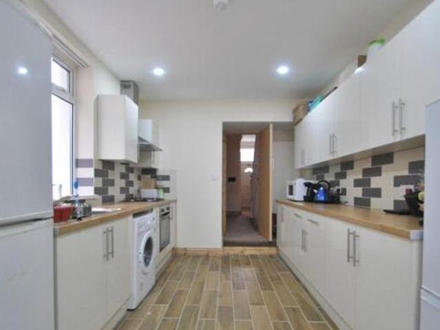 Llantwit Stret, Cathays, House For Rent