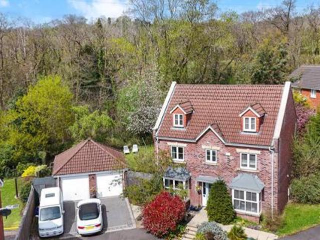 Llewelyn Goch, St. Fagans, 5 Bedroom Detached