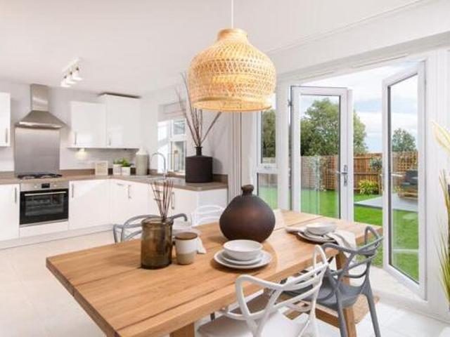 Llewelyn Road, Penllergaer, 3 Bedroom Detached