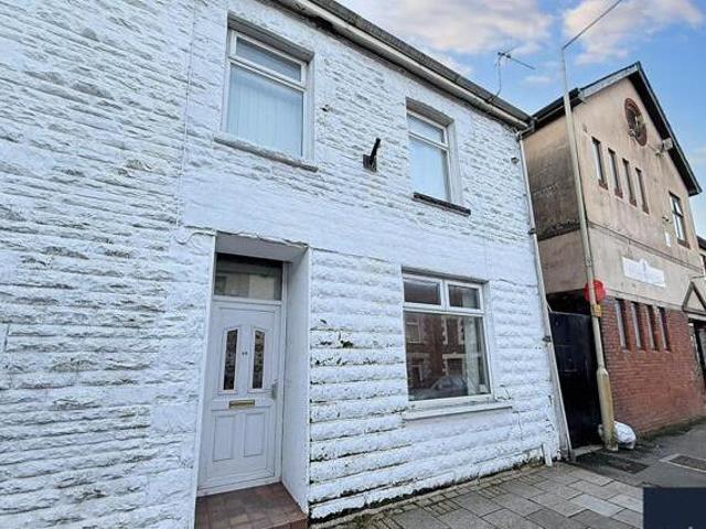 Llewellyn Street, Pontygwaith, 3 Bedroom End