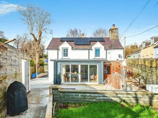Llechryd, Cardigan, 4 Bedroom Detached