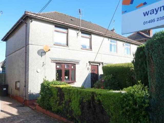 Llwyn on Crescent, Oakdale, 3 Bedroom Semi detached