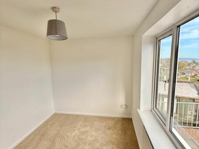 Llwynmawr Close, Sketty, Swansea SA2, 3 bed bungalow to rent, £1,100 pcm | PrimeLocation