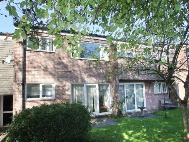 Llys Celyn, Cedar Crescent, 2 Bedroom Apartment
