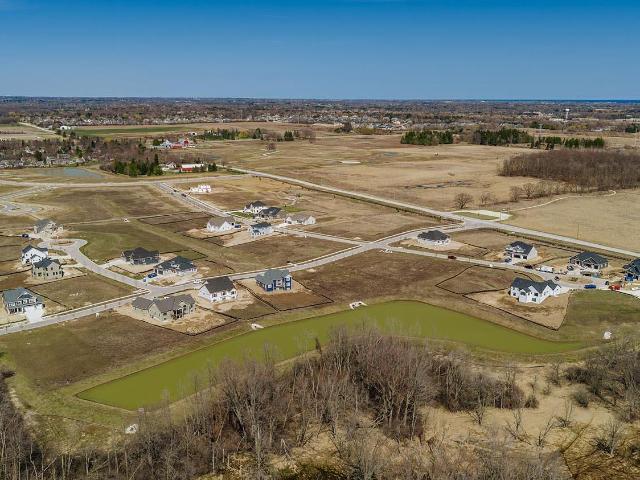 Lt50 Migratory Ln, Mequon, WI 53097 | MLS #1932