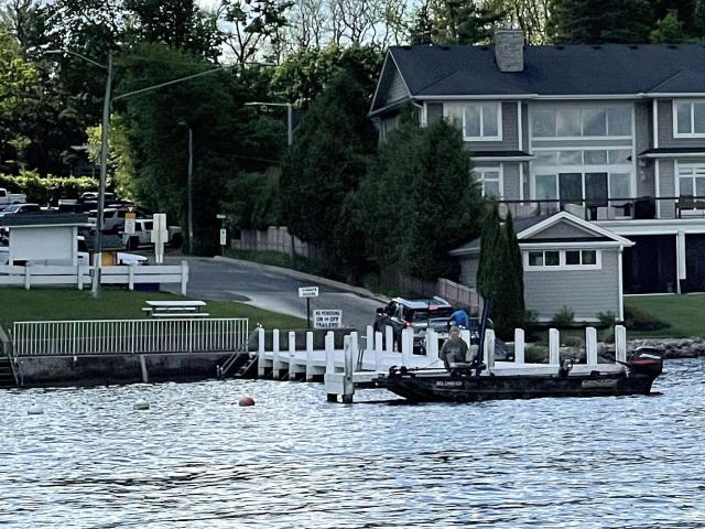 Lt9, 11 16 Lake Geneva Ter