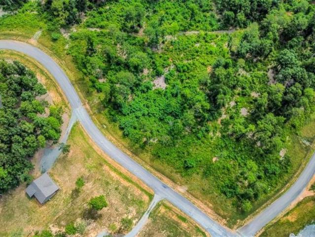 LT 128 Twisted Oak Road