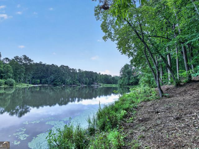 LT 188R Pinnacle Drive