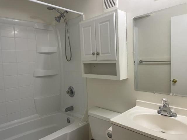 LU Diamond 1 Bedroom Apartment for Rent at 638 Diamond St, San Diego, CA 92109 Pacific Beach