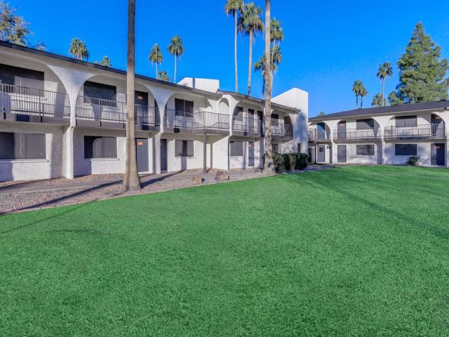 Lumina on 19th Apartments Studio Apartment for Rent at 1905 W Las Palmaritas Dr, Phoenix, AZ 85021 La Mancha