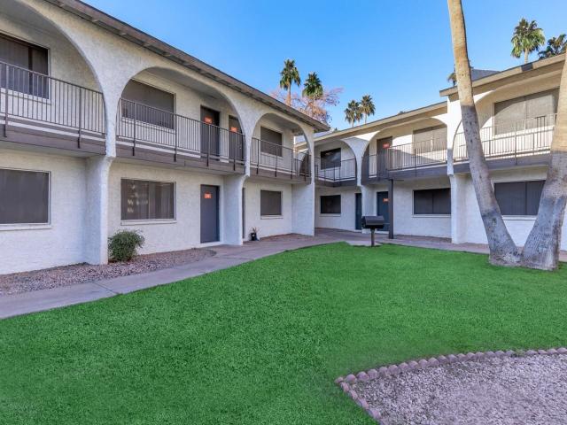 Lumina on 19th Apartments Studio Apartment for Rent at 1905 W Las Palmaritas Dr, Phoenix, AZ 85021 La Mancha