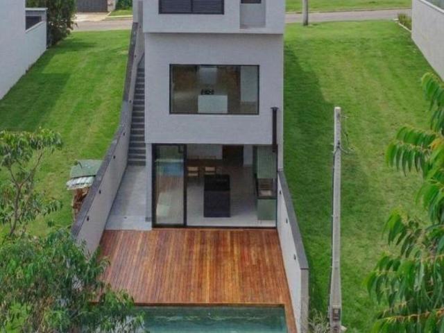 LUMINA RESIDENCE CASA COM 3 SUITES EM SANTANA DE PARNAÍBA