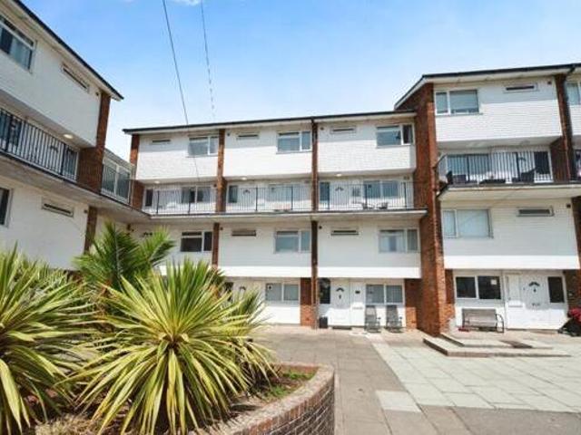 Lumsden Road, Southsea, 3 Bedroom Flat
