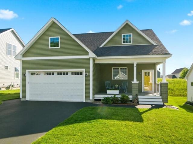 Luna Cir, Somersworth, Home For Sale
